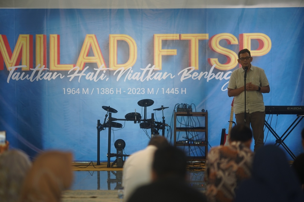 Semarak Puncak Milad 59 Tahun FTSP UII - Fakultas Teknik Sipil dan ...